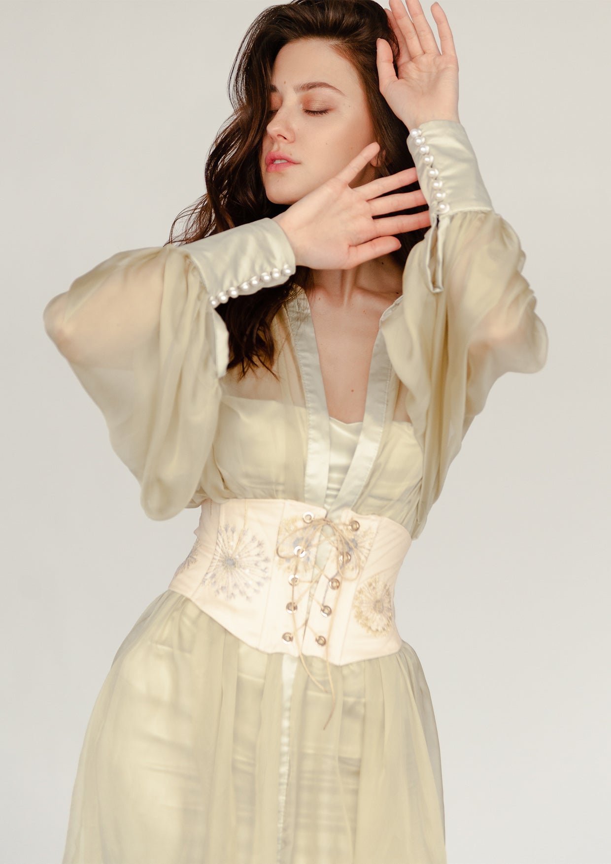 La Musa - Venetian Front-Lacing Boned Satin Corset Top – MADAMVOYAGE